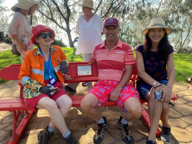 Red benches for DV - Central Queensland Today