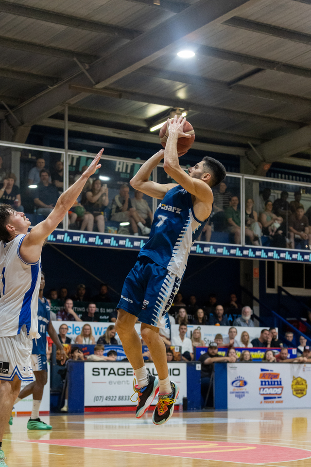 Rockets rock the Rollers - Central Queensland Today