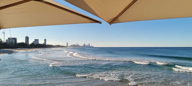 Rocking on at Gold Coast - Central Queensland Today